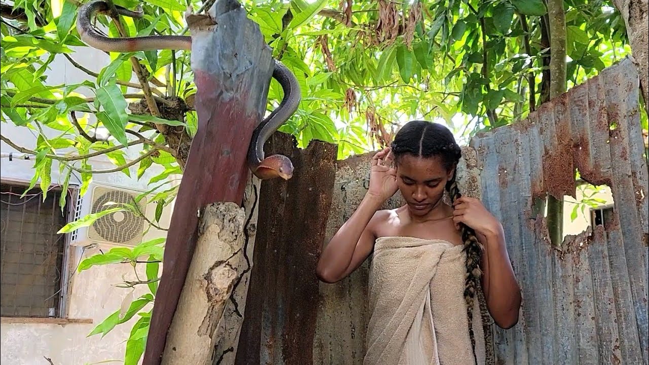 una culebra - YouTube