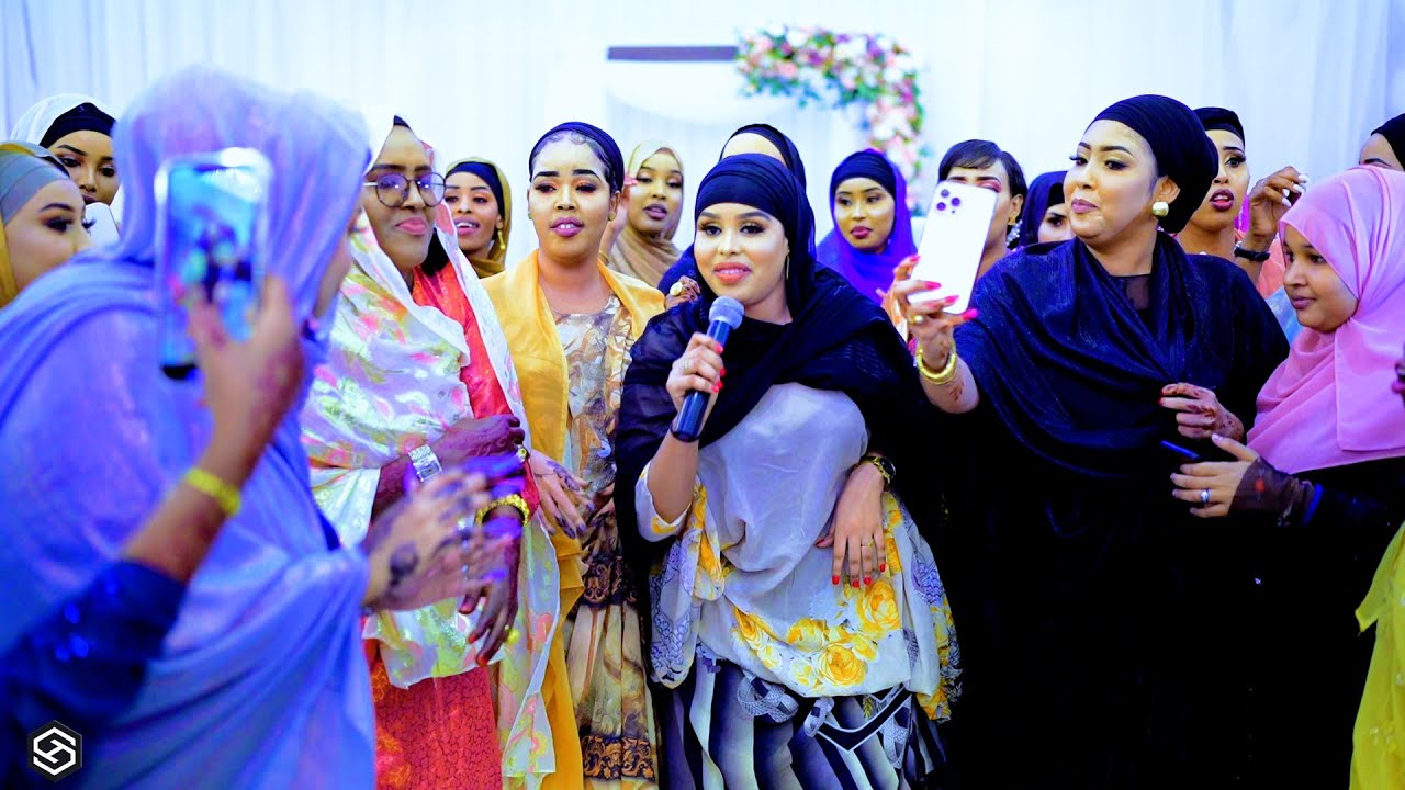 SHAADIYA SHARAF 2023 WAXA LOO CIYAAR TUMI BEST WEDDING SONG - YouTube
