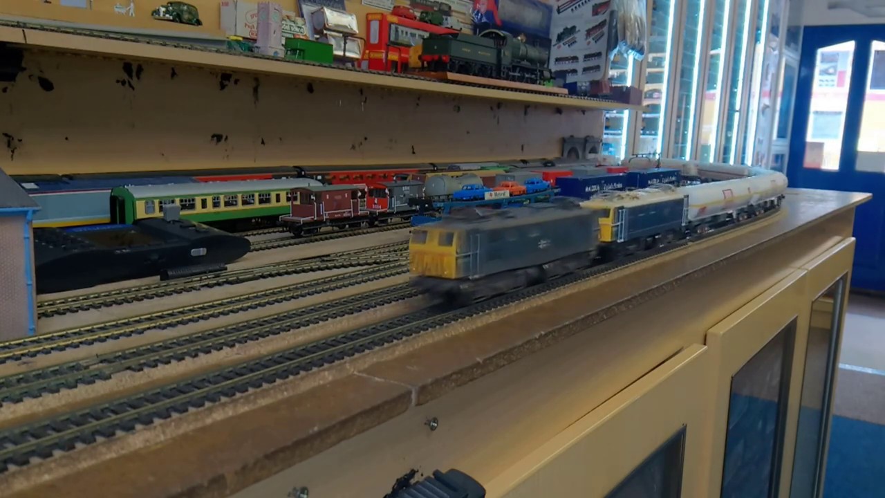 Class 76 EM1 Pulling 20x BOC Wagons with FTL mod - YouTube