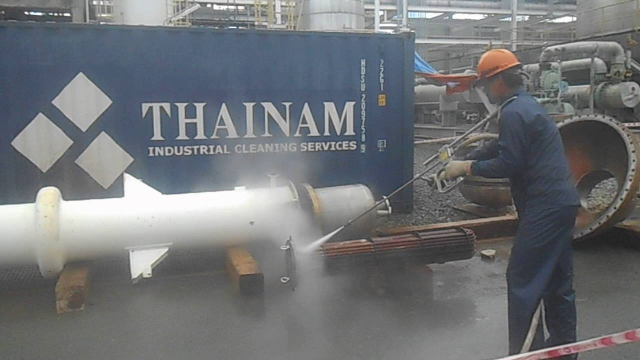 Bundle cleaning by UHPWJ - YouTube