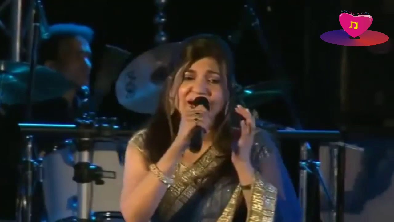 Ae Mere Humsafar By Vinod Rathor & Alka Yagnik Live Stage Show - YouTube