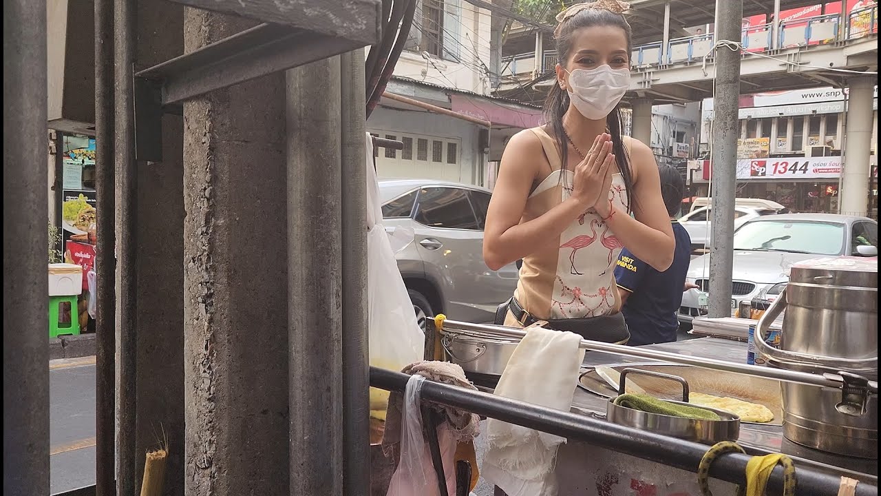 Puy Roti Lady! | Pay it forward - YouTube