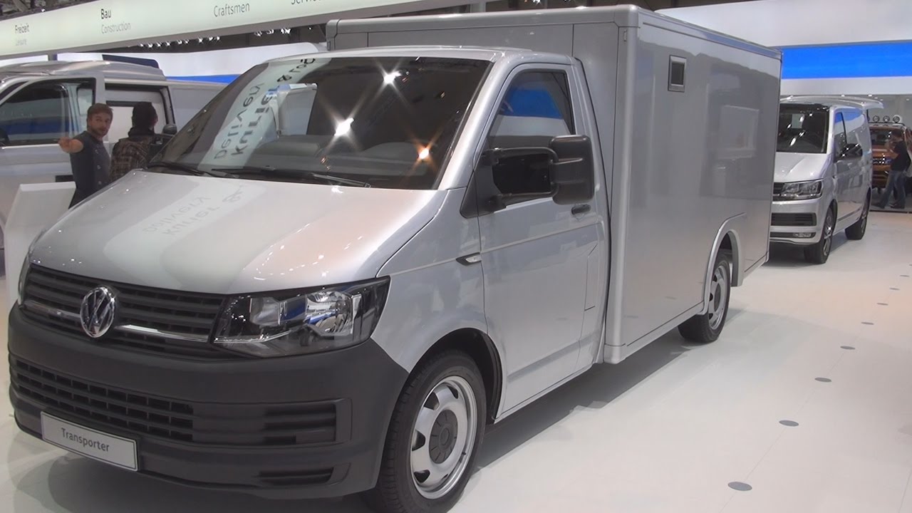 Volkswagen Transporter T6 Train Head Security Van (2017) Exterior and ...