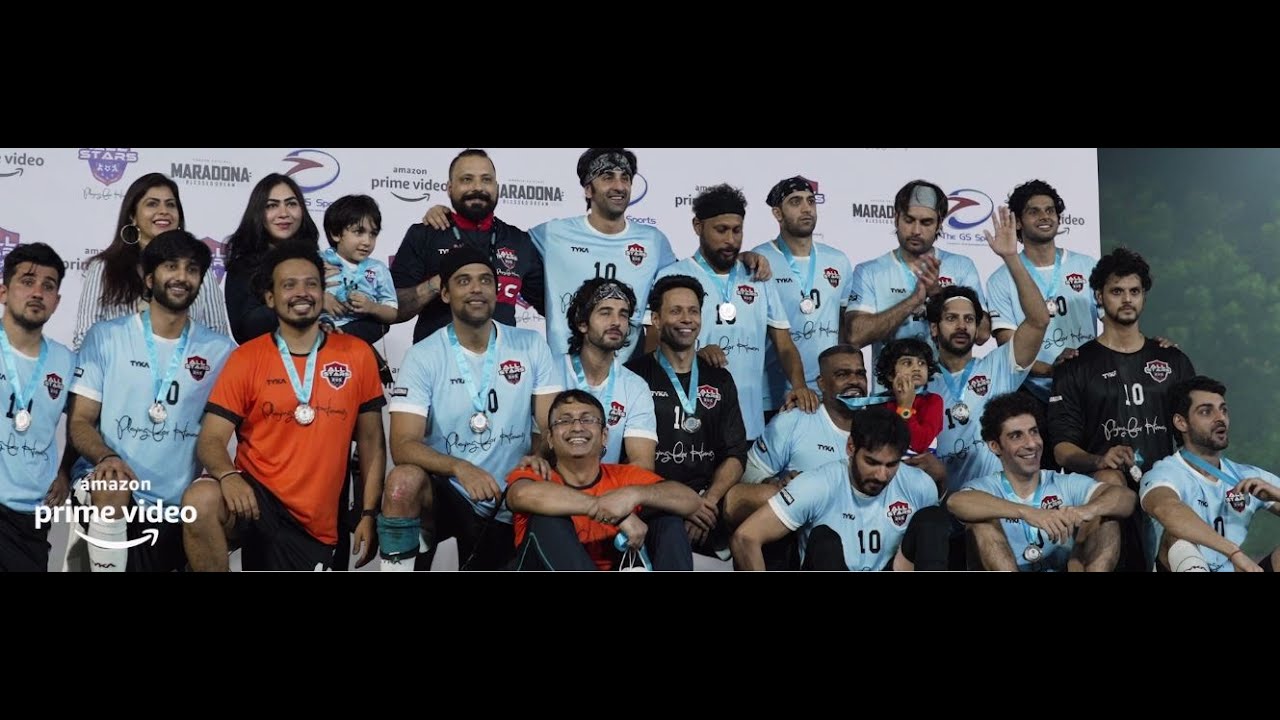 ALL STARS FC vs Maradona - YouTube