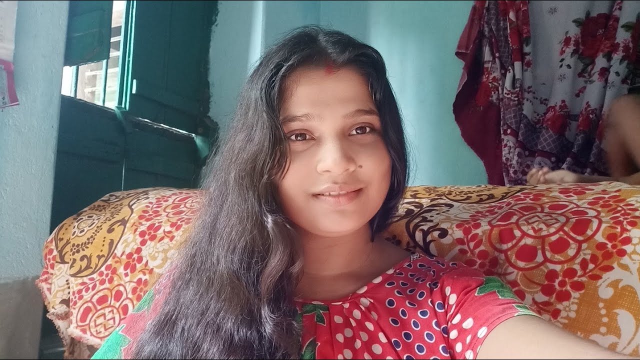 # bong lady# Amar gharoa padhotite hair care tips 👩👩 - YouTube