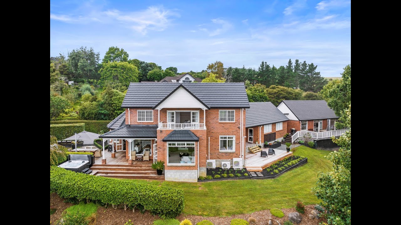 69 Harry Dreadon Road, Drury Proudly brought to market by Lynn Lockhart ...
