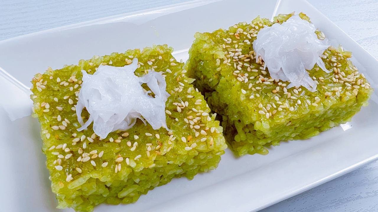 Pandan Sticky Rice Cake Recipe - របៀបធ្វើនំបាយទ្រាបស្លឹកតើយ - YouTube