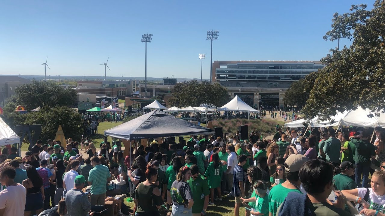 UNT HOMECOMING 2018 Vlog! - YouTube