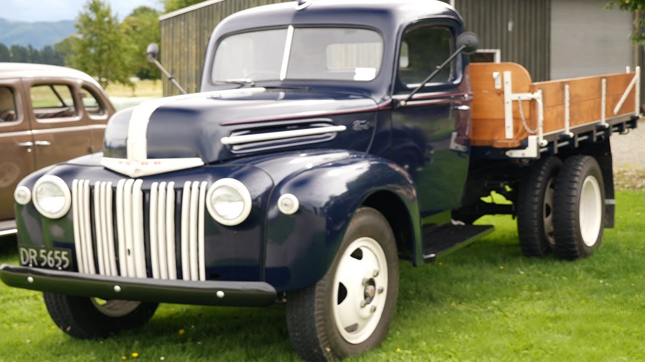 Vintage Ford Flatbed Truck at the Route 79 Museum - YouTube