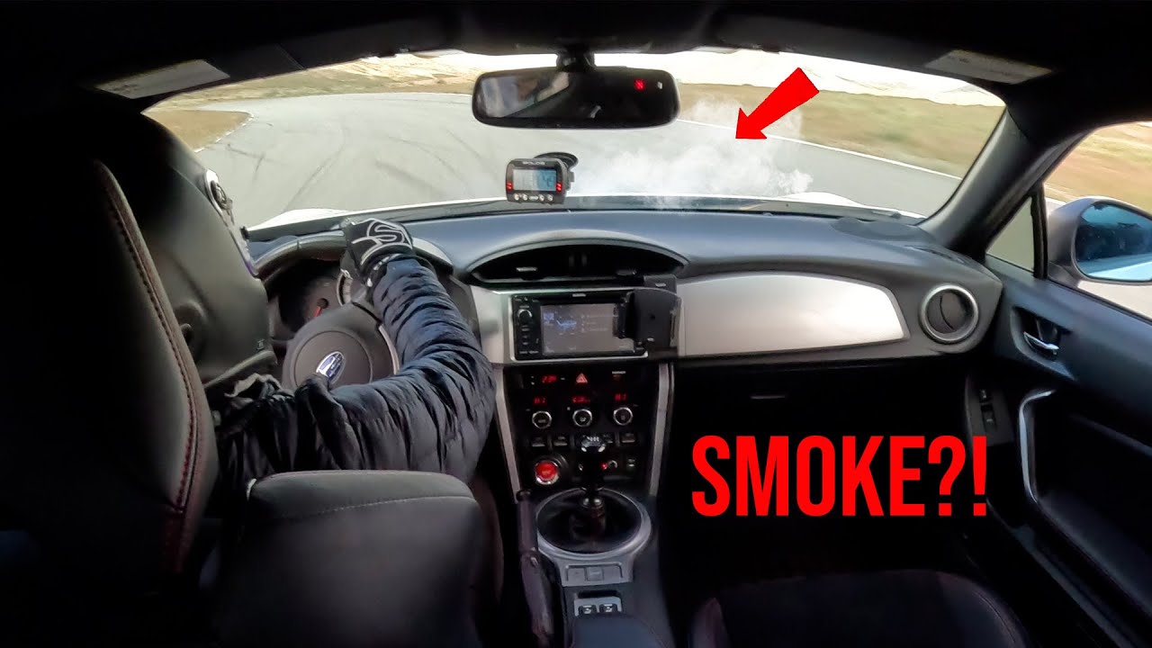 Subaru BRZ | Smoke Coming From Engine 😱 - YouTube