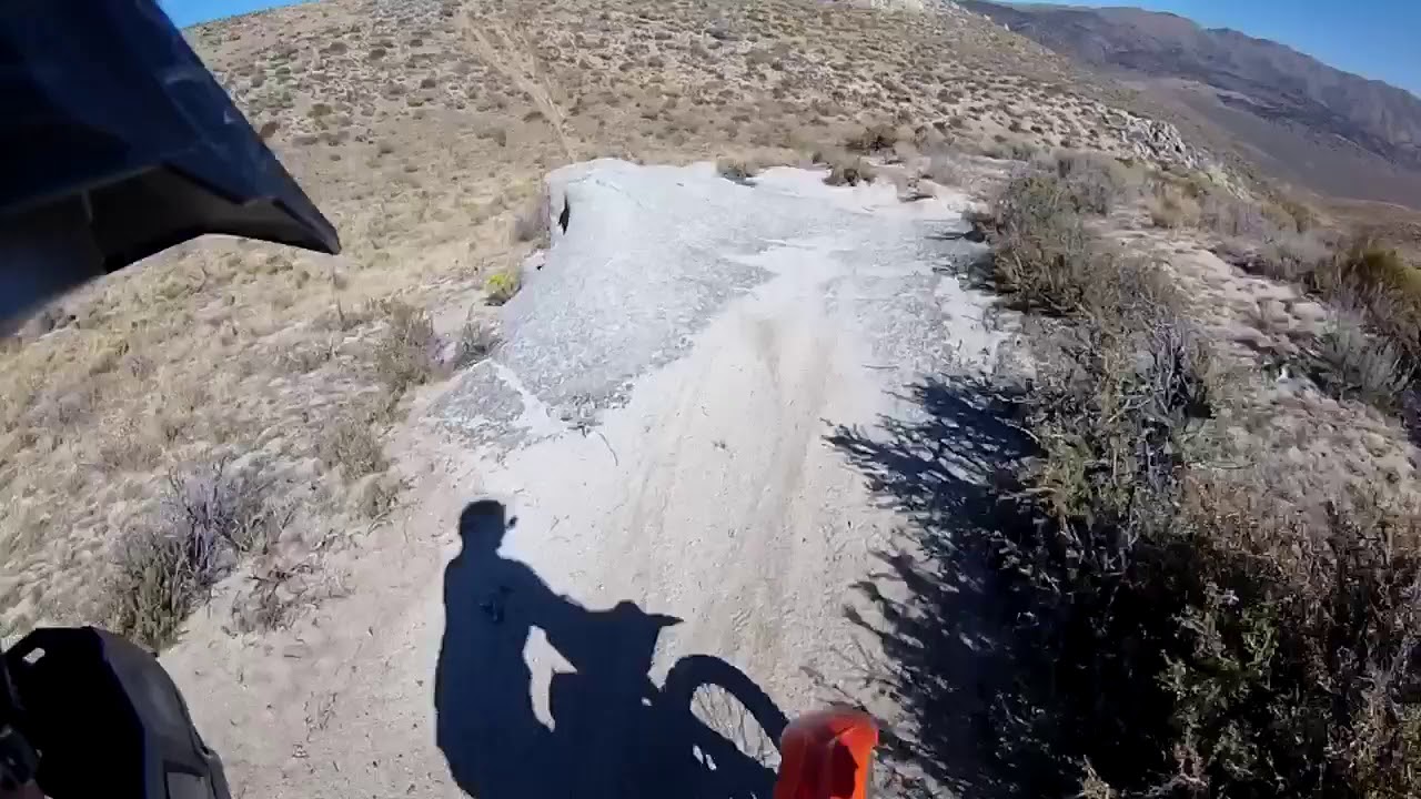 Moon rocks, Nevada 🌵Desert trails dirt bike riding - YouTube