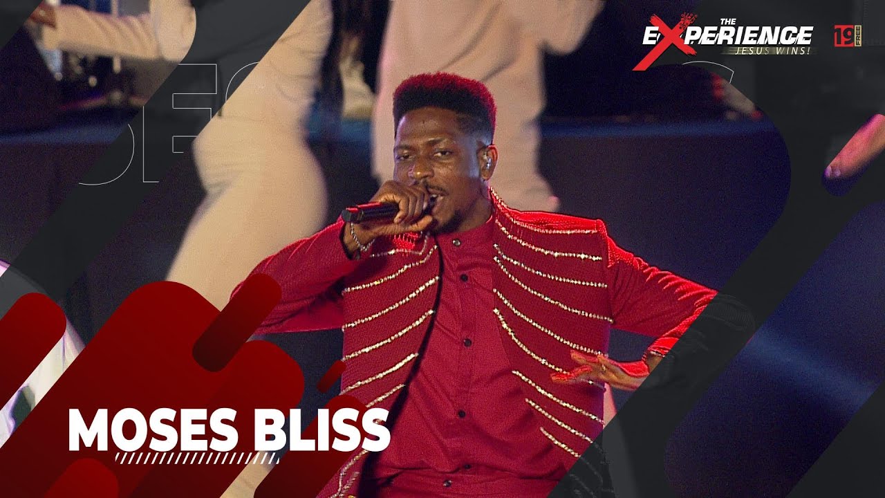 Moses Bliss's Uplifting Performance at The Experience 19 - YouTube