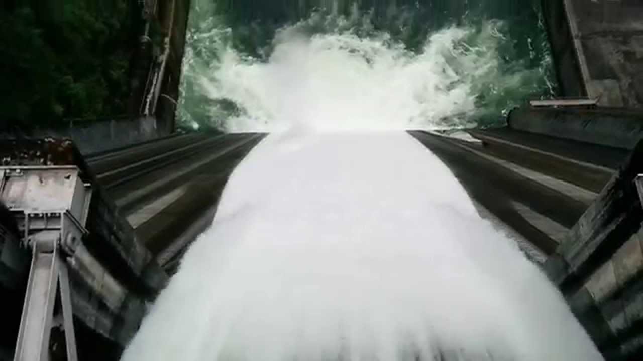 Detroit Dam spillway - YouTube