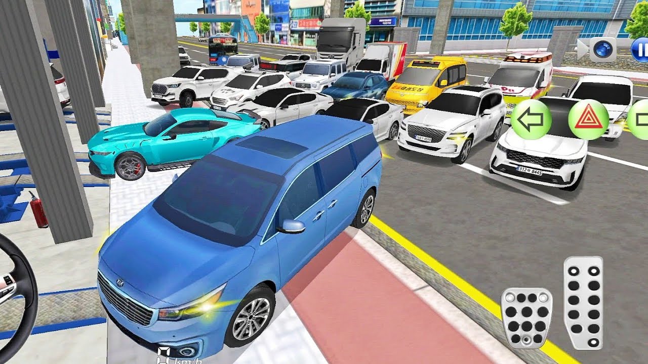 New OLD KIA Carnival MPV Car In Auto Repair shop - 3d Driving Class ...