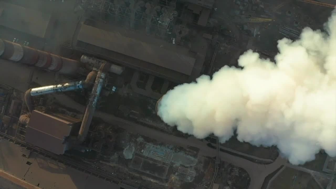 NOAA Mauna Loa Observatory measures record breaking CO2 levels - YouTube