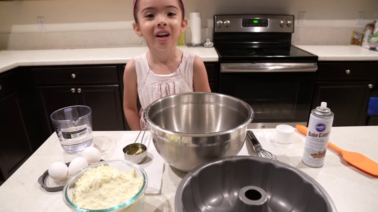 Baking with Ashley | Cooking | Easy Recipes | Yummy Dessert | - YouTube