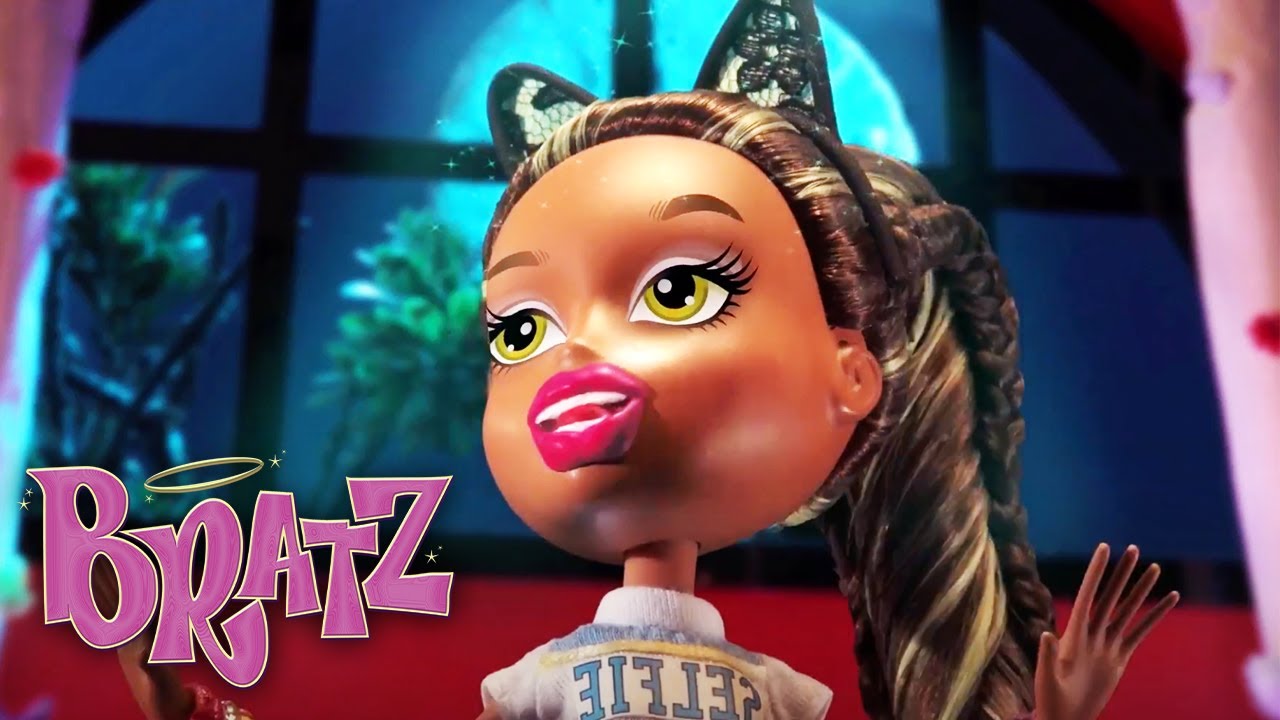 Full Moon | Bratz C.I.Y. Shoppe Compilation | BRATZ - YouTube