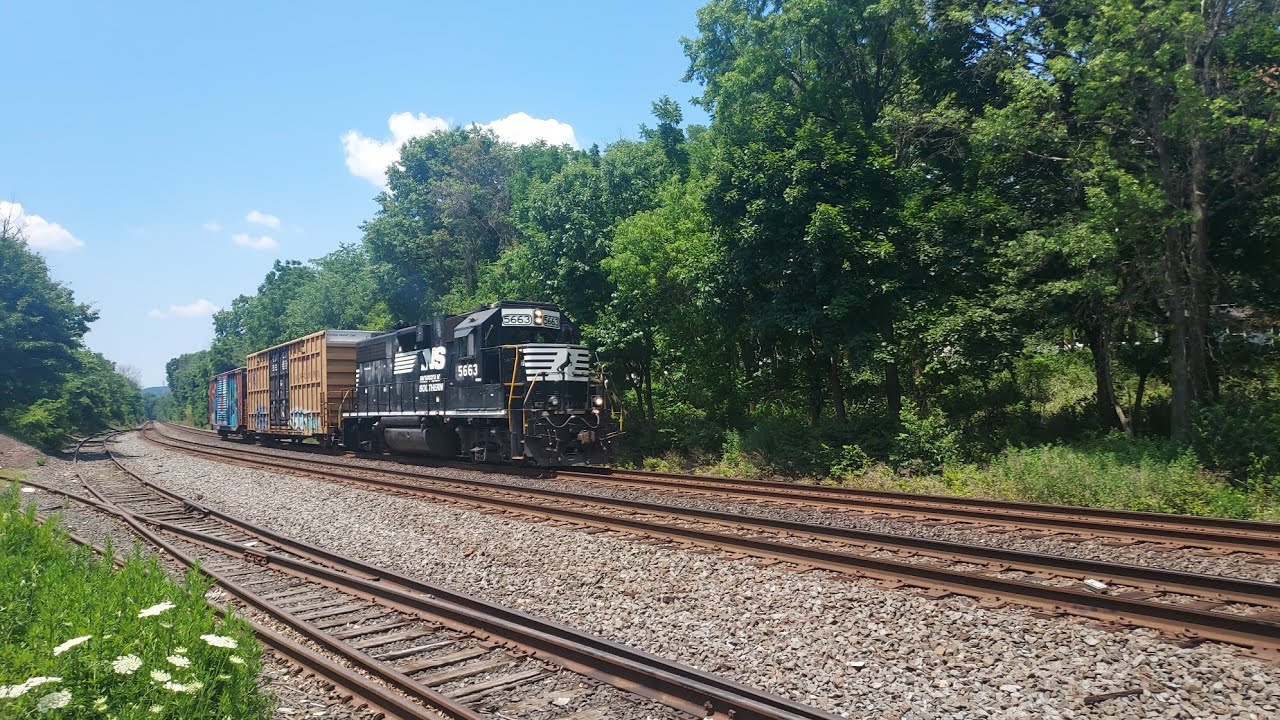 NS 5663 GP38-2 Leads CRMA01. 6/21/24 - YouTube