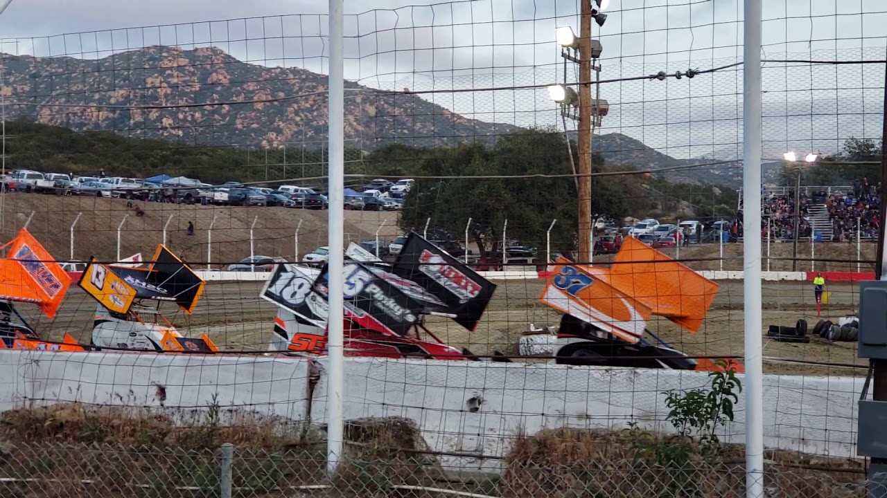 Sprint Cars Intro @ Barona Speedway - YouTube
