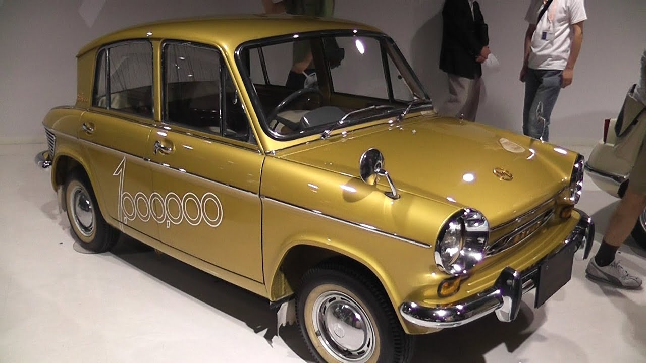 マツダ キャロル600(CAROL600) 1963(S38) 100万台記念車 マツダミュージアム - YouTube