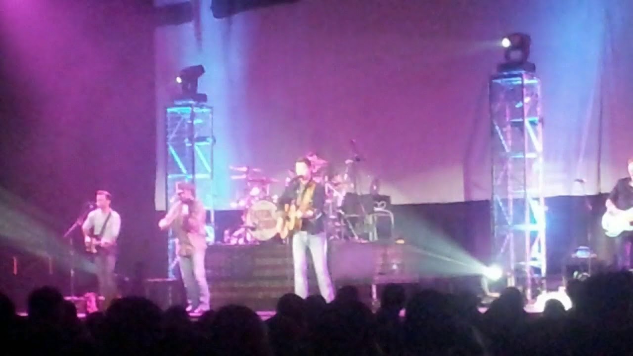 The BAND PERRY CONCERT - YouTube