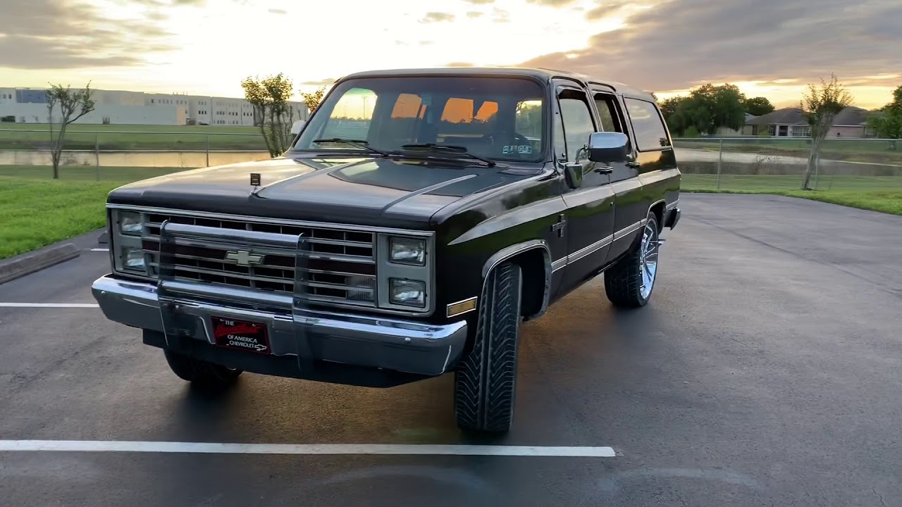First thoughts on my 1987 square body Suburban - YouTube