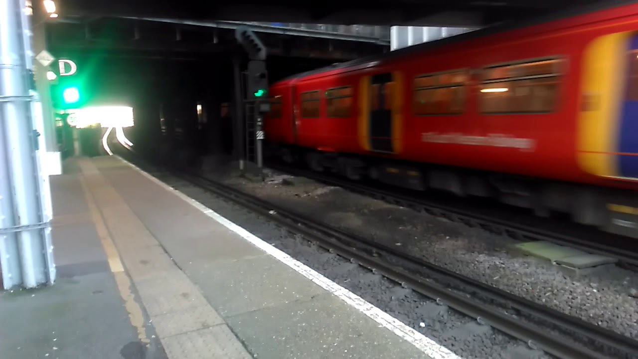 south western railway class 455 departing Wimbledon - YouTube