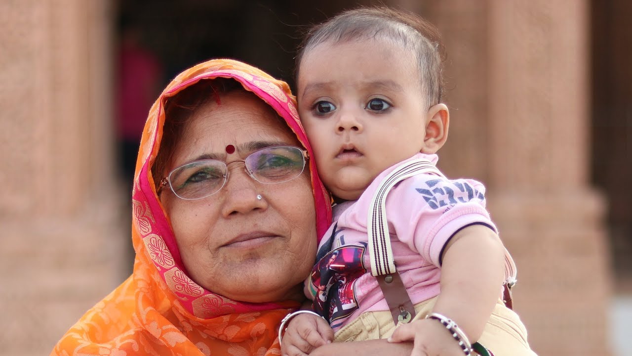 Dadi Amma Dadi Amma Maan Jao Na - Kids Poem - YouTube Music