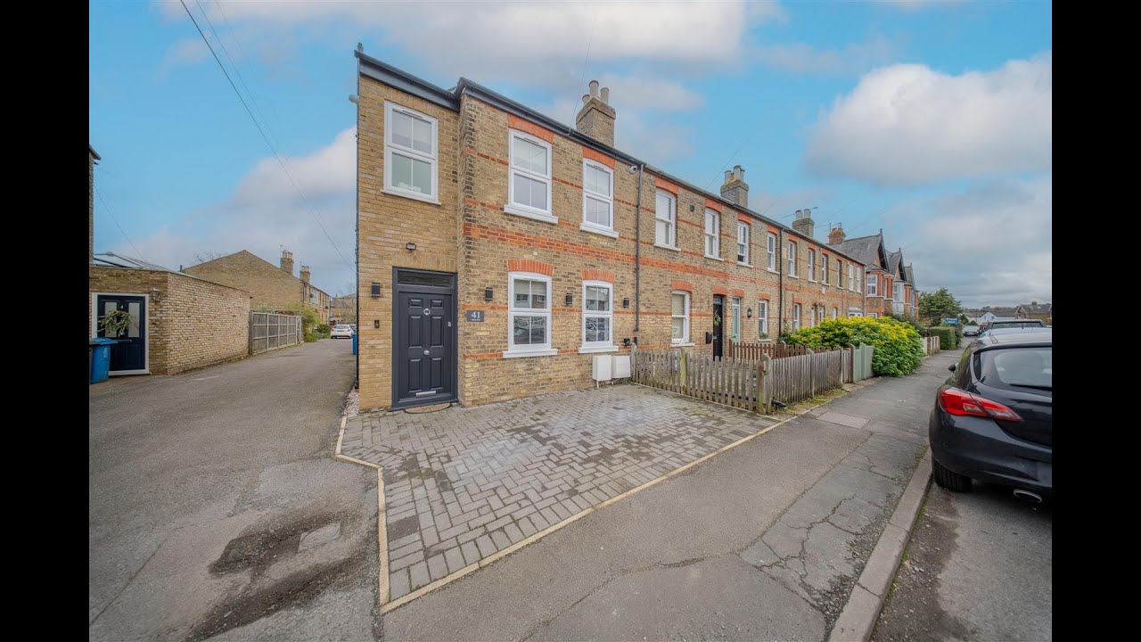 Albany Road Old Windsor, Windsor, SL4 2QD - YouTube