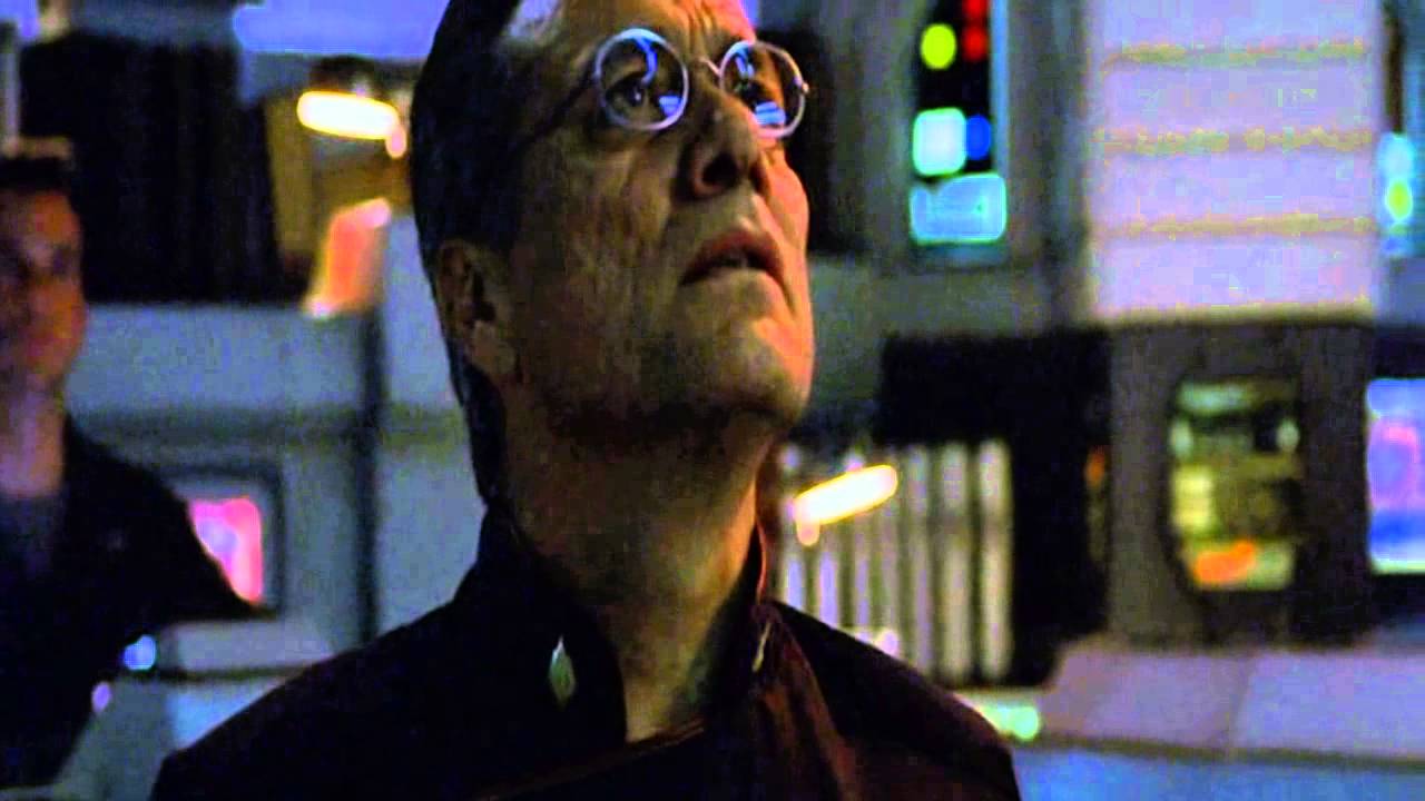 Battlestar Galactica - Starbuck Saves Apollo - YouTube