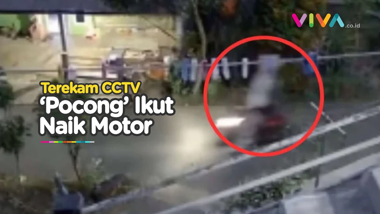 VIDEO 'Pocong' Nebeng Warga Naik Motor Waktu Maghrib - YouTube