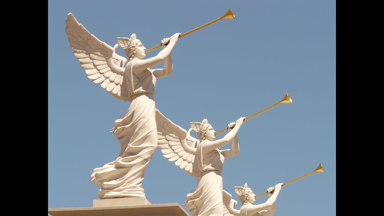 Qual a função do anjo serafim? Porque os serafins cobrem o rosto diante ...