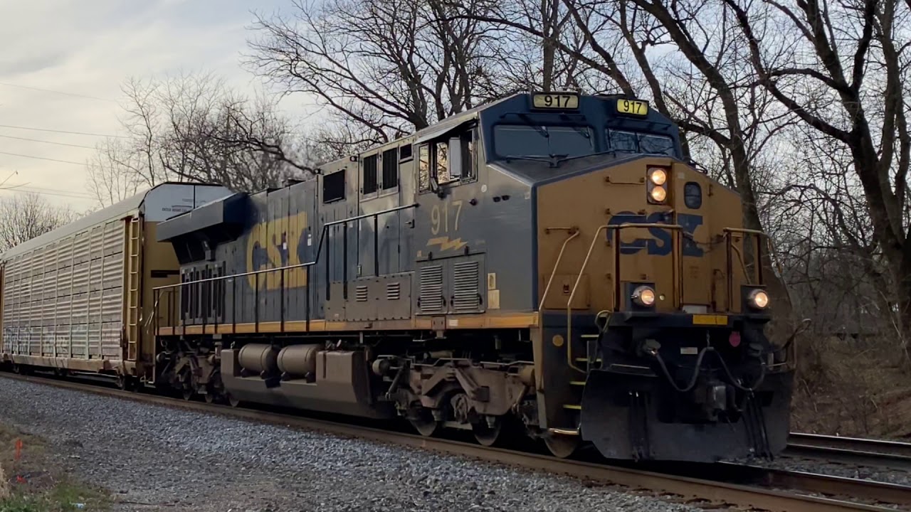 CSX 917 Leading Eastbound Manifest Q332 w/ Mid DPU at Chestnut Street-11/19/2020 - YouTube
