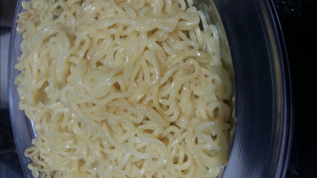 أندومى الفراخ بالبهارات 😍 - YouTube