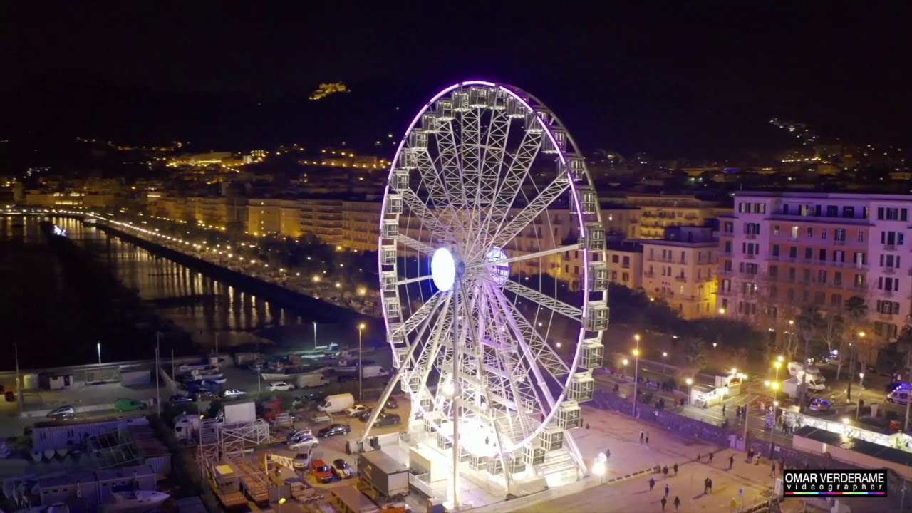 FERRIS WHEEL 45 MT PORTABLE - CABINS - YouTube