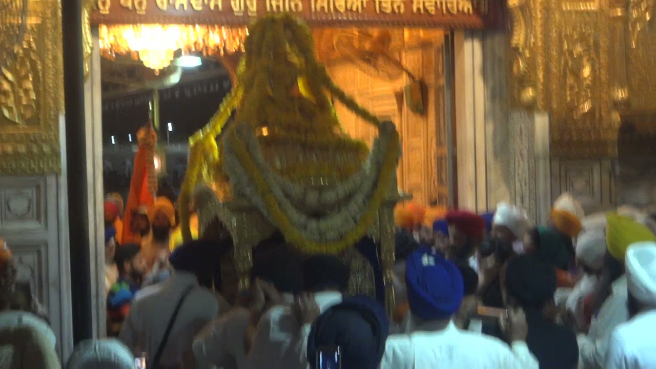 Sukhasan Ceremony | Palki Sahib | Golden Temple | Amritsar - YouTube