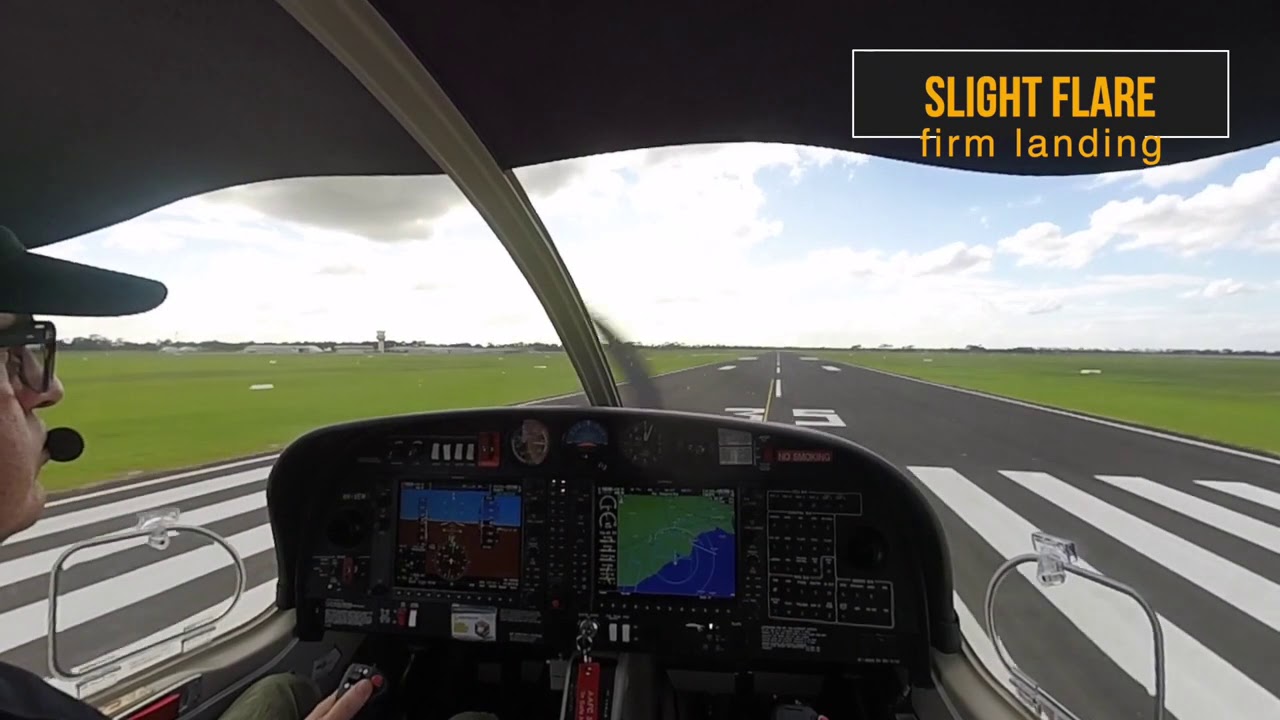 Diamond DA40NG - Flapless Circuit // AAFC - EFTS - YouTube