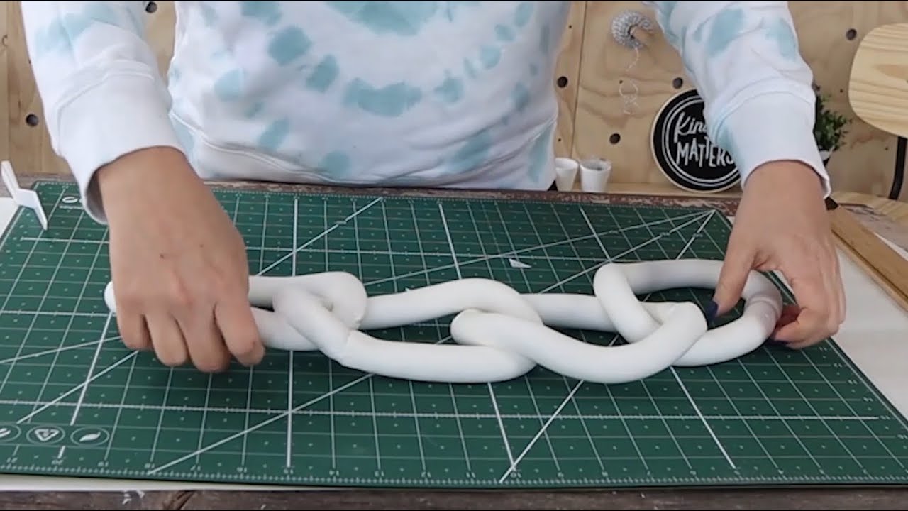 Make Your Own Chain Link Table Decor To Save $$$ - YouTube