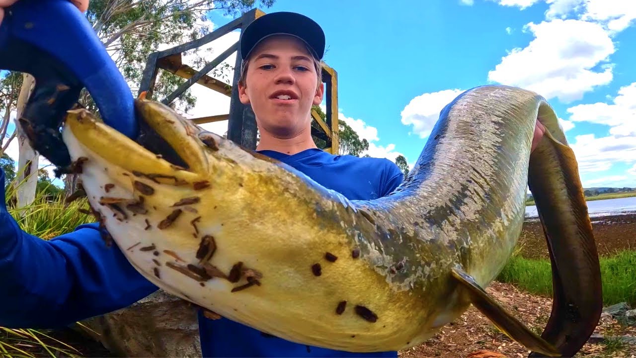 FISHING FOR ABSOLUTE LAKE MONSTERS! - YouTube