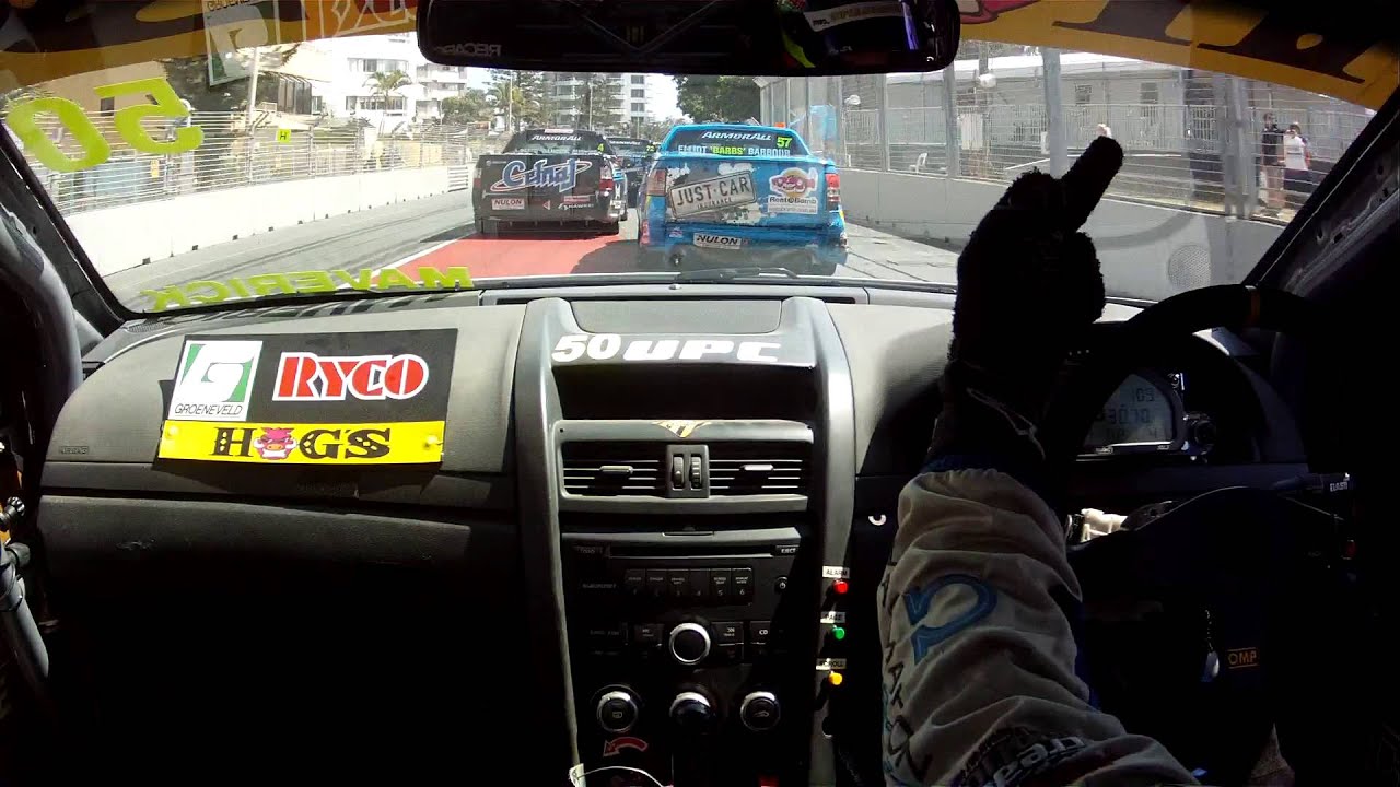 You gotta love your V8 Ute Racing! - YouTube