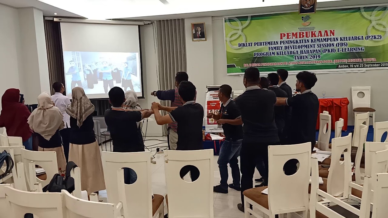 Senam fds ambon 27A - YouTube