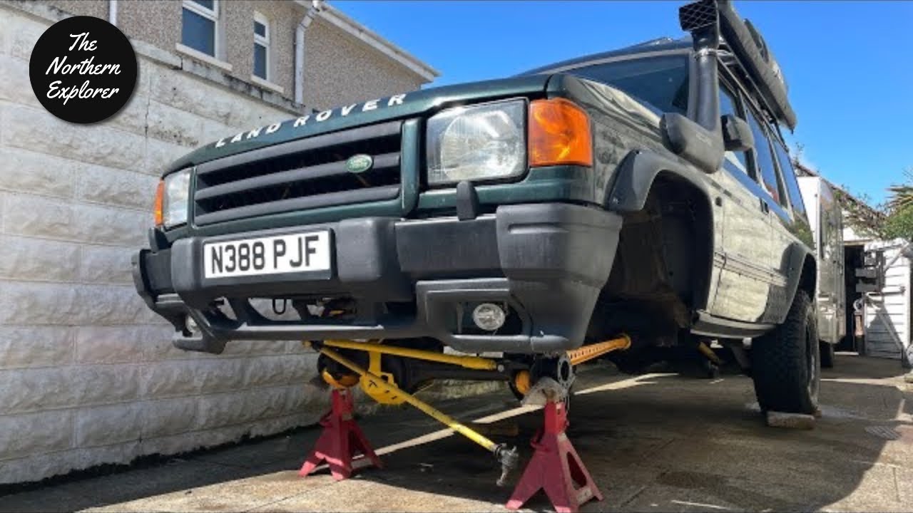 Discovery 1 front axle refurb part 3 - refitting the axle - YouTube
