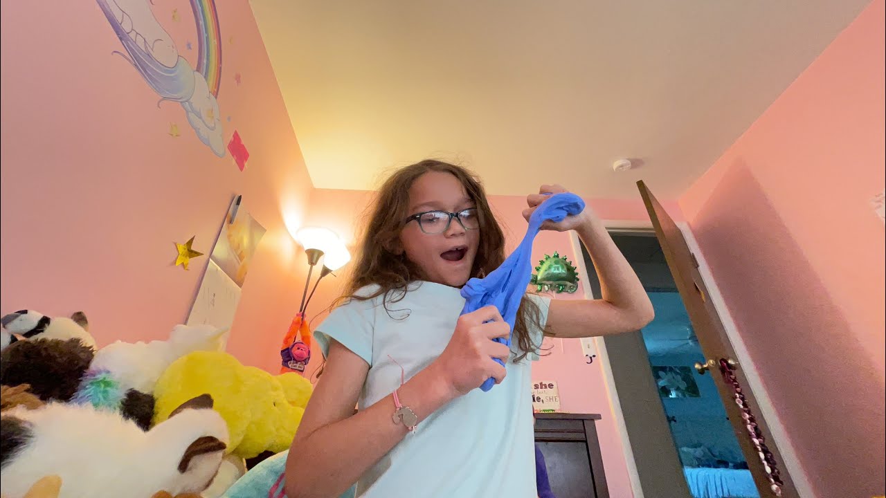 Playing with high bouncing putty - YouTube