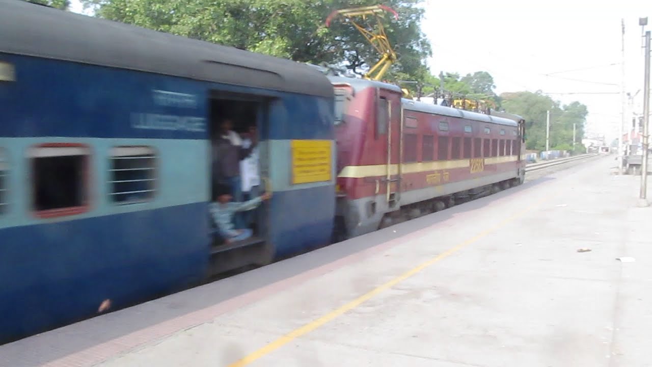 15483 Sikkim Mahananda Express at MPS !! - YouTube