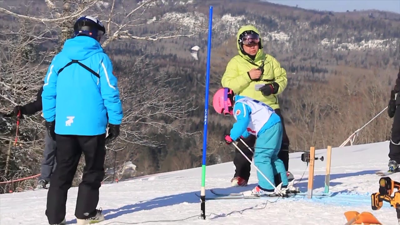 Searchmont Resort - Searchmont Ski Runners - YouTube