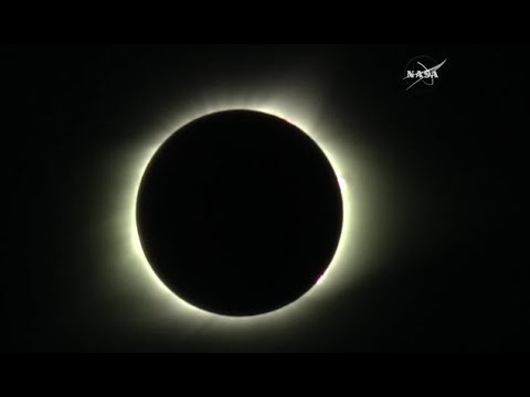 "TOTAL ECLIPSE 2017" A Time Lapse on USA - YouTube