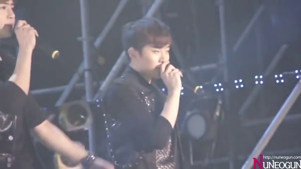 [니가 밉다] 110326 Lotte Family Concert_준호직캠_By Nuneogun - YouTube