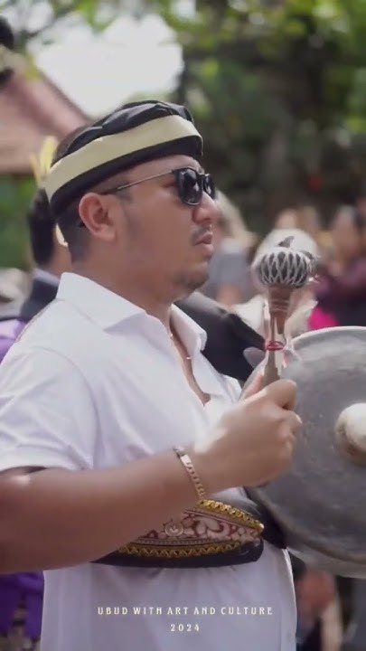 upacara plebon di puri ubud. #pengikut #tradisihindubali #sorotan #baliculture - YouTube
