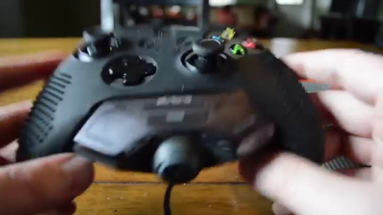 Foamy Lizard's Particle Grip Studded Skin Set For The Xbox One - YouTube