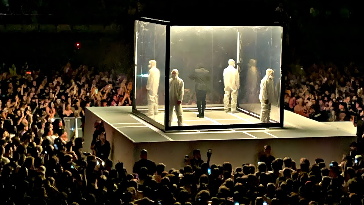 𝐊𝐞𝐧𝐝𝐫𝐢𝐜𝐤 𝐋𝐚𝐦𝐚𝐫 Alright 'LOCKED IN BOX' Live Performance - YouTube